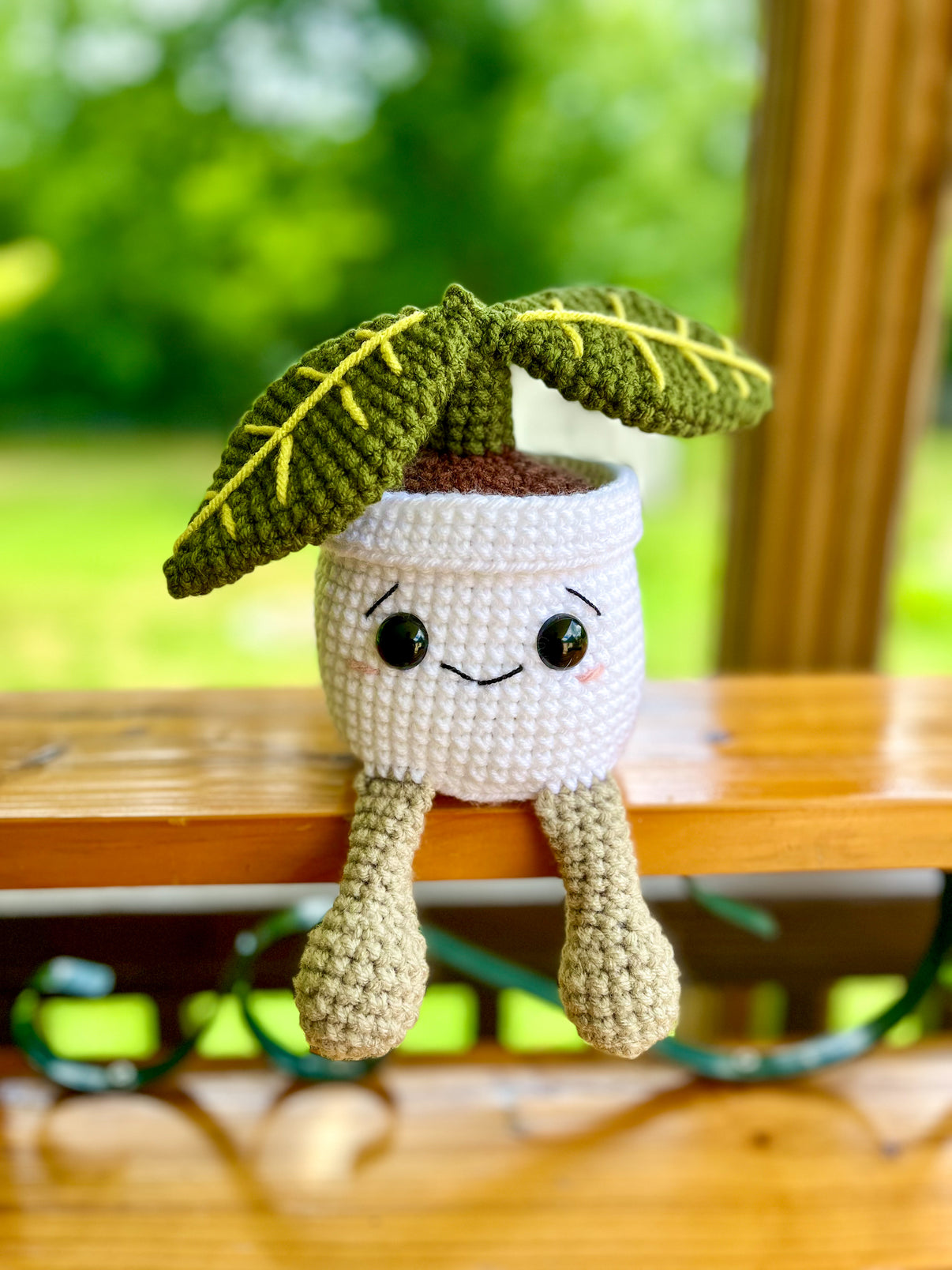 Grinning Green Plant Buddy Crochet Pattern – Squibble's Crochet Corner